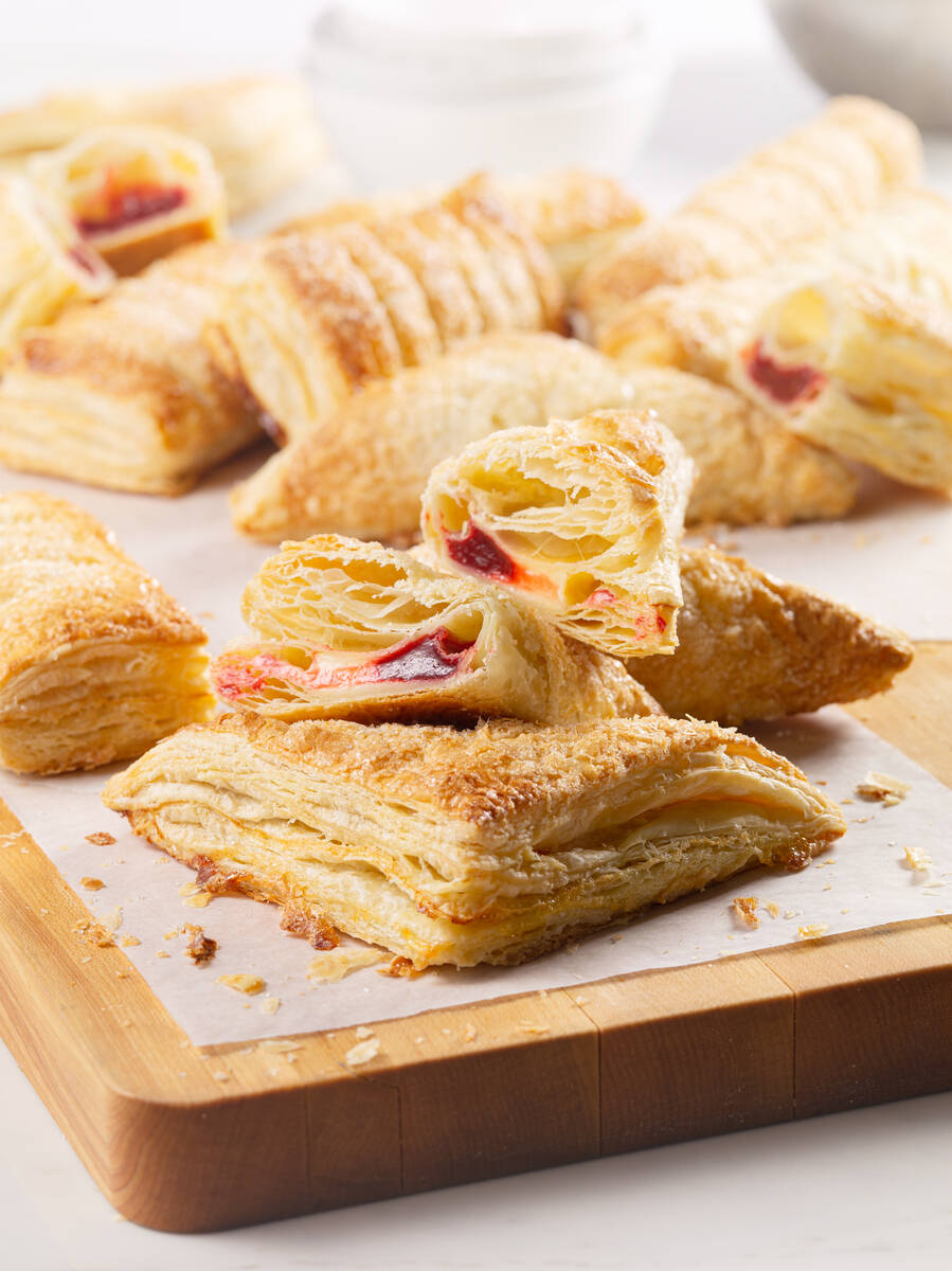 Guava and Cream Cheese Pastelitos