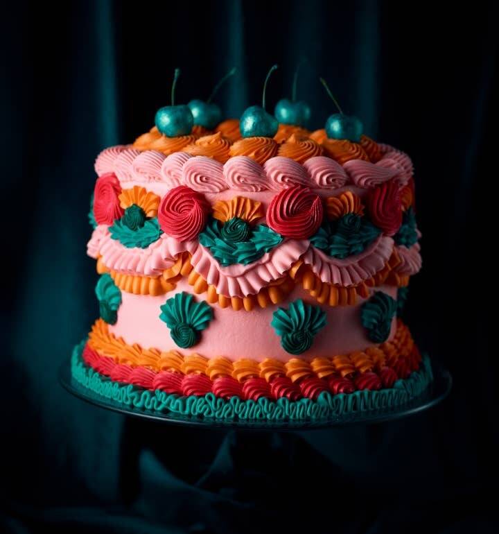 Victorian-Style Buttercreme Cake